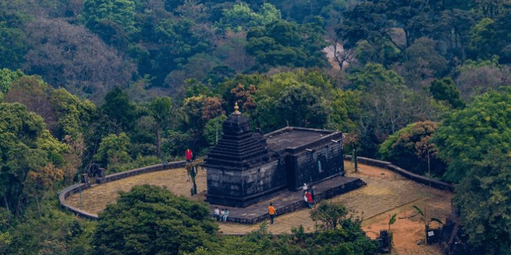 Trek to Bettada Byraveshwara Temple – A Spiritual Journey